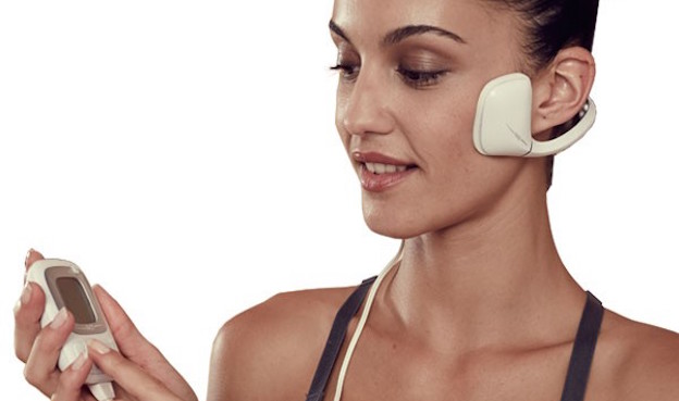 Slendertone Face: Straffere Haut - während des Fluges