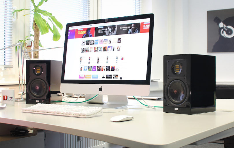 Kompaktlautsprecher Elac BS 243.3 – Back in Black » lite - DAS ...