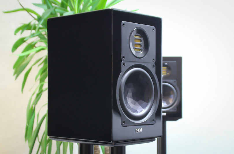 Kompaktlautsprecher Elac BS 243.3 – Back in Black » lite - DAS ...