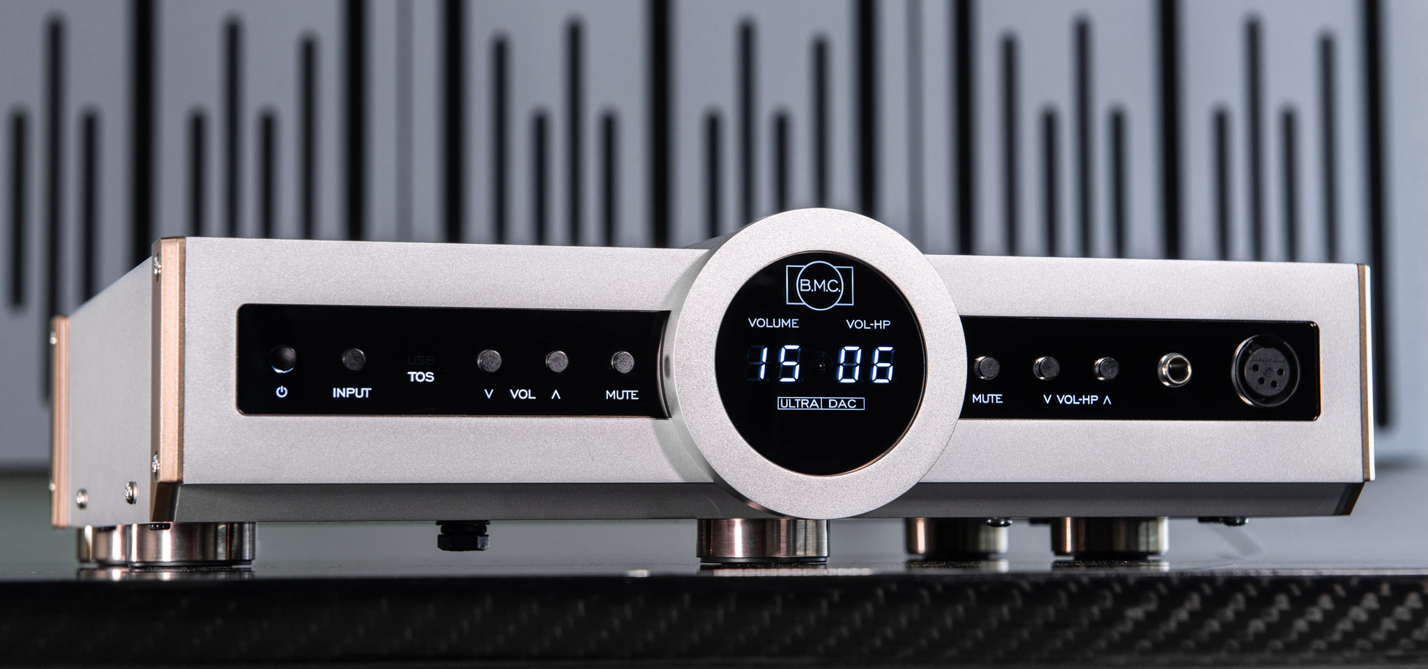 B.M.C. Audio UltraDAC – Audiophile Dreifaltigkeit mit DAC ...