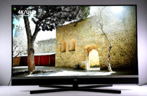 Metz Fineo 49 TX89 – 4K-Smart-TV in formvollendetem Design mit ...