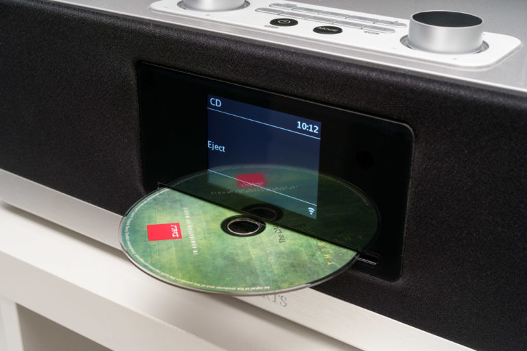 Roberts Radio Stream 67 – Stilvoll-modernes Smart-Audio-System mit ...