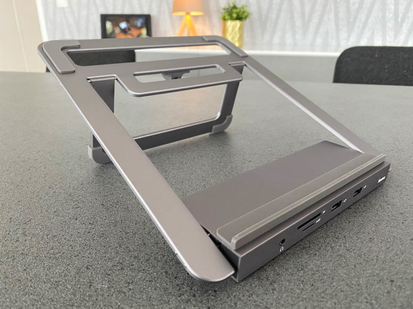 Hama USB-C Docking Station + Notebook Stand – Die vollflexible Home ...