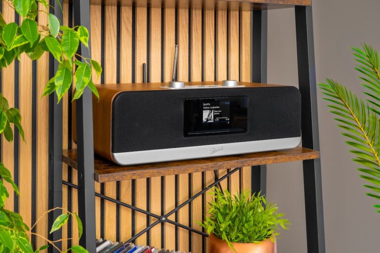 Roberts Radio Stream 67L – Radio, CD und Streaming in charmantem Retro ...