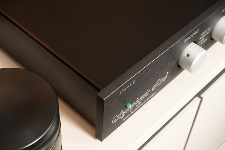 Vorverstärker Symphonic Line RG 3 MK 5 Reference Edition – Reine Musik ...